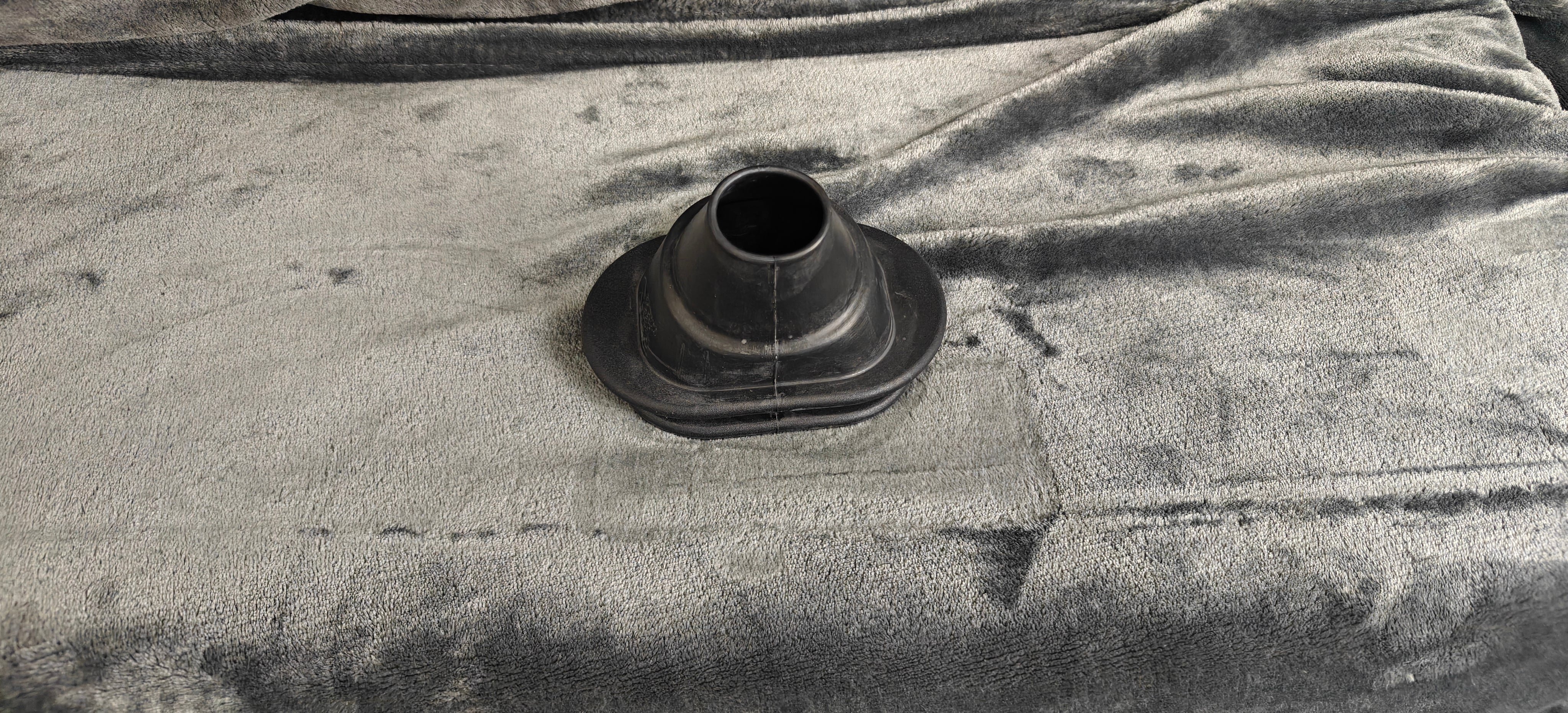 Clutch Lever Boot for 1989-93 with Getrag 5 speed – 1st Gen Resistance